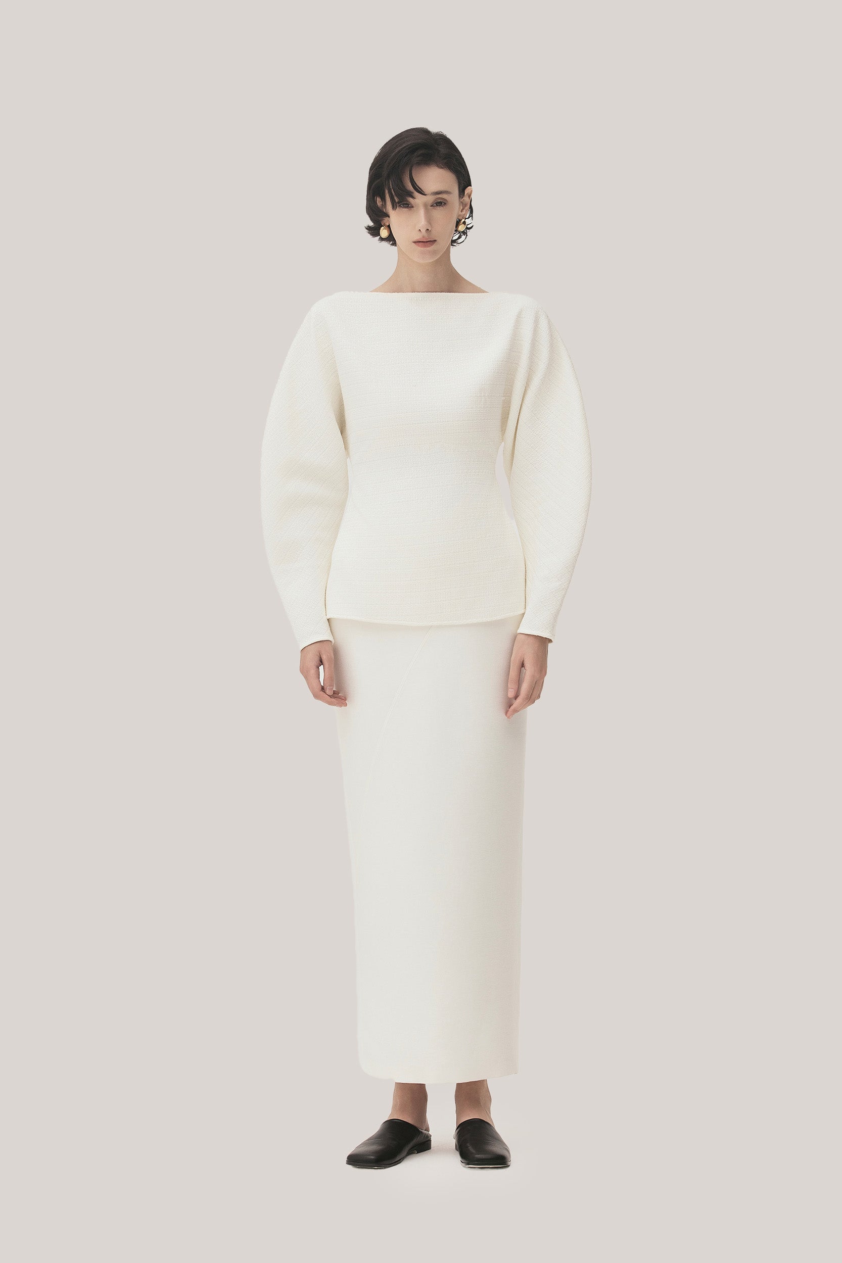 TINH ATELIER • White Thanh An Pegged Back Slit Taffeta Midi Skirt