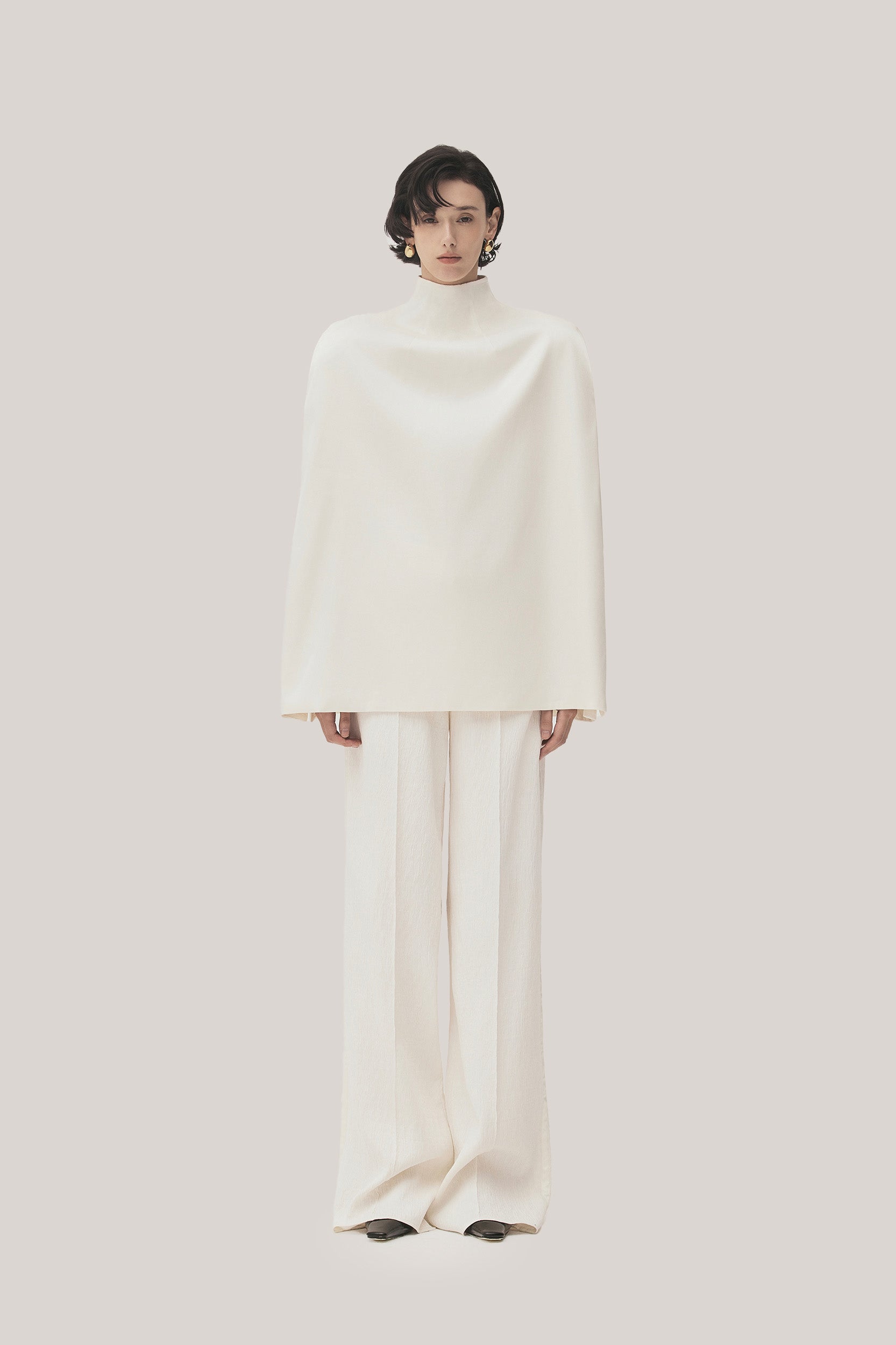 TINH ATELIER • White Minh Nga Trapezoid High Neck Satin Cape